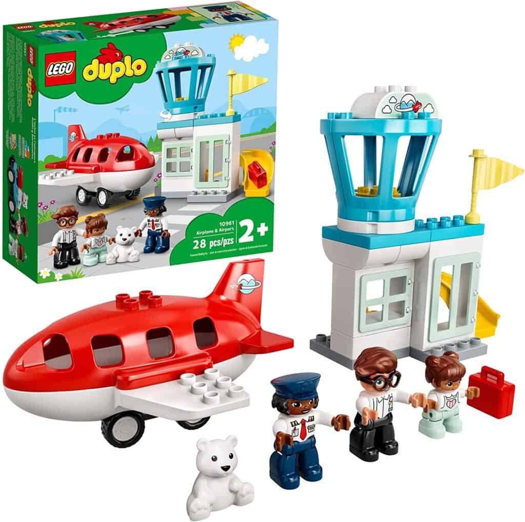 Best Gifts and Toys for 3 Year Olds (That They'll Love)